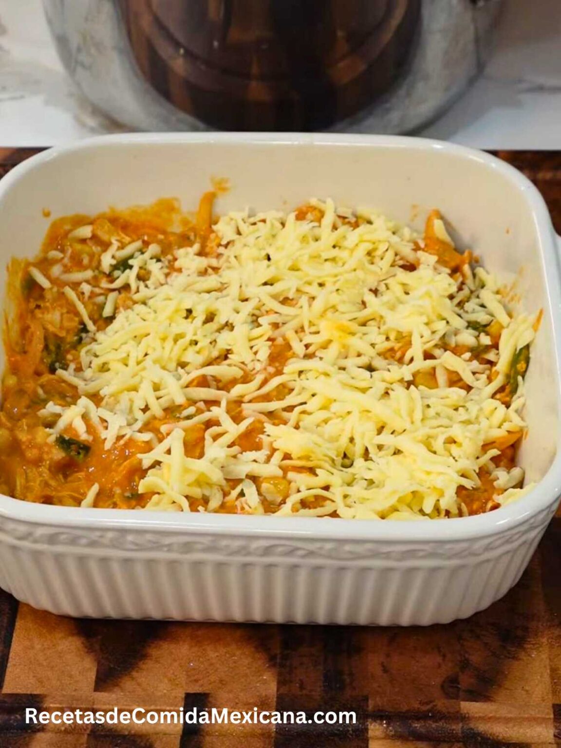 Pastel Azteca in Salsa Roja